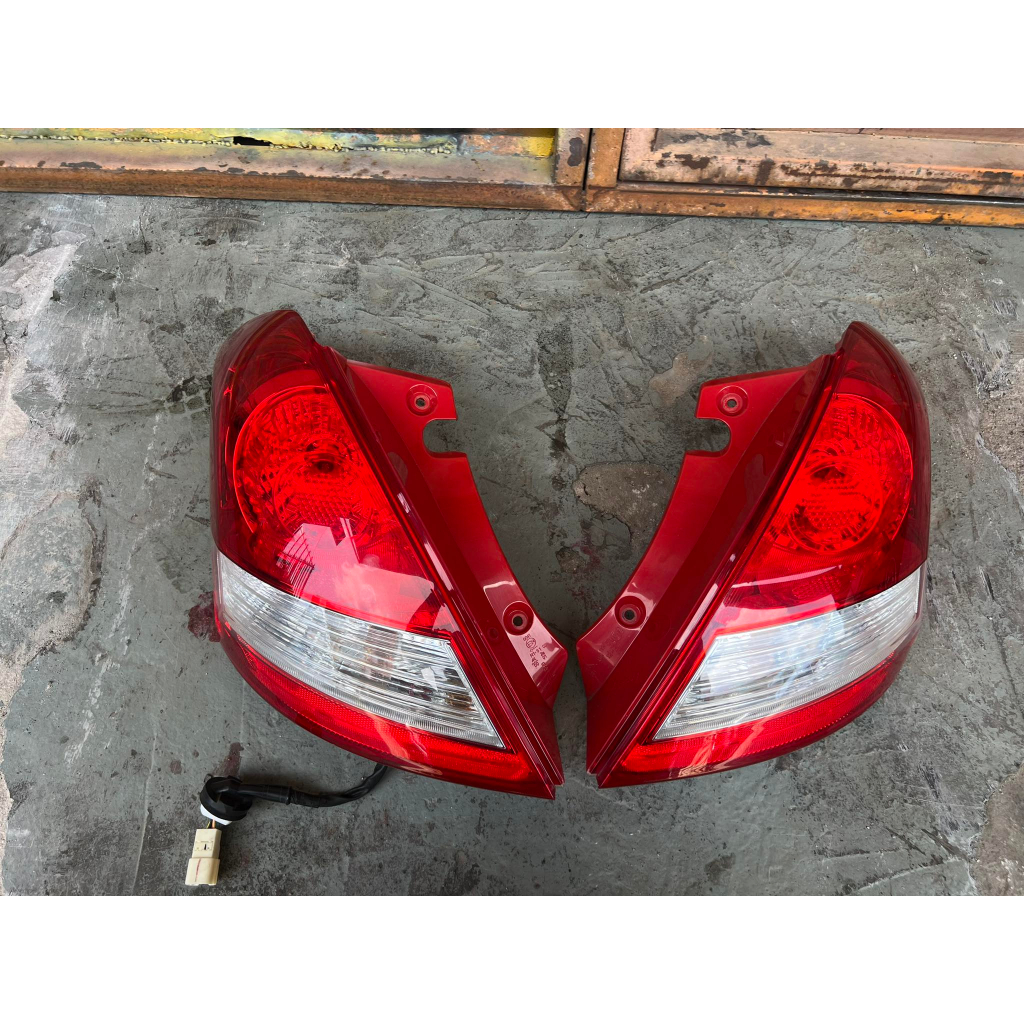 SUZUKI SWIFT SPORT ZC32S (ORI) REAR LAMP | Shopee Malaysia