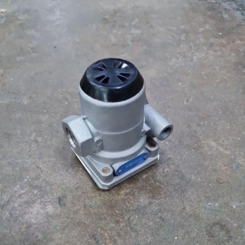 VOLVO SCANIA DAF MERCEDES BENZ AIR TANK PRESSURE LIMITING VALVE ...