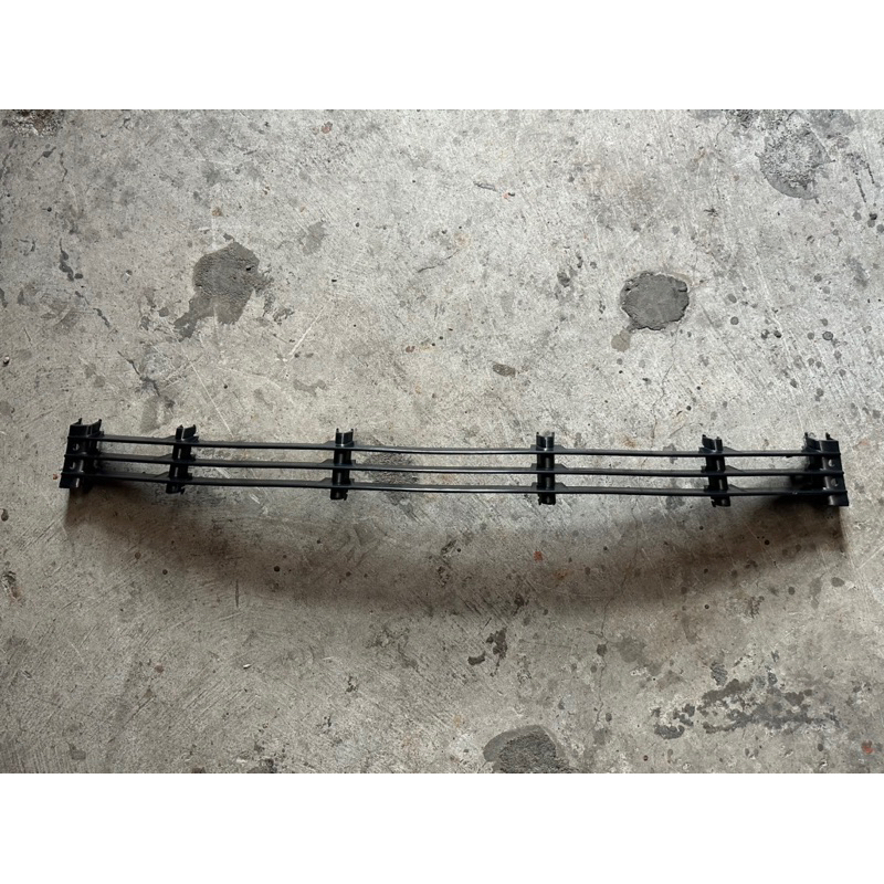 BMW E38 Front Bumper Centre Grille | Shopee Malaysia