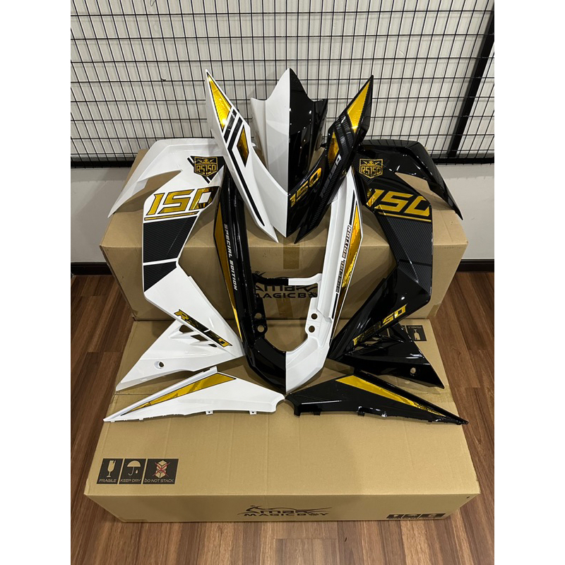 Magic Boy RS150 V1 V2 V3 Winner Half Half Color Design Cover Set Latest ...