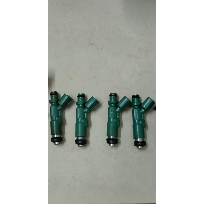 INJECTOR VIOS WARNA HIJAU 12 LUBANG | Shopee Malaysia