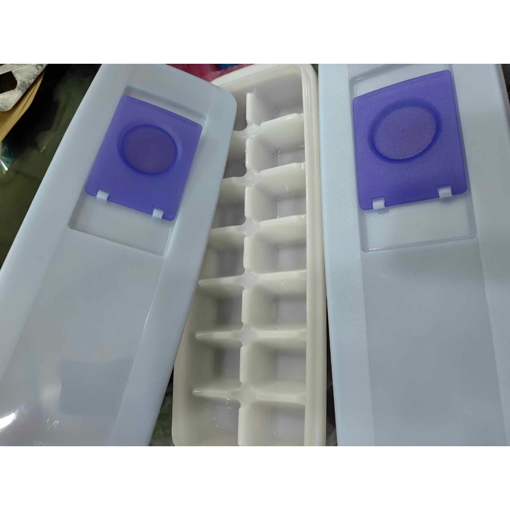 Tupperware Ice Cube Tray Ice Cube Keeper Bekas Ais Bekal Air Batu Fresh ...