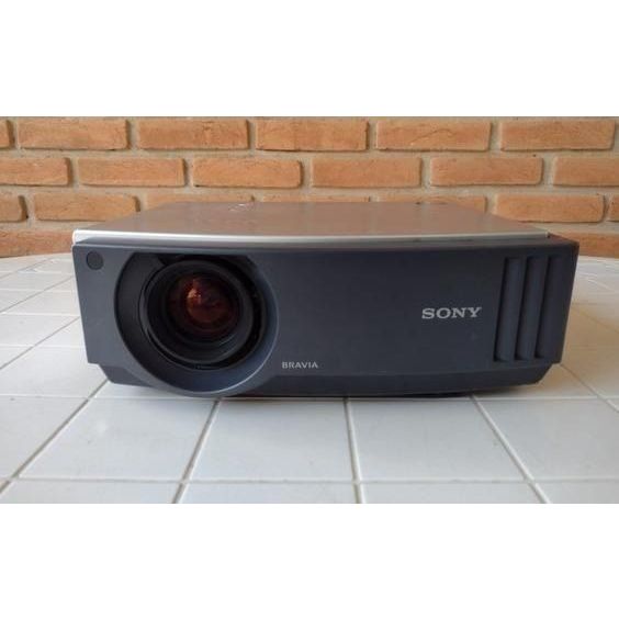 Sony VPL-AW10 Bravia Home Cinema series 3 LCD Projector Free HDMI Cable ...