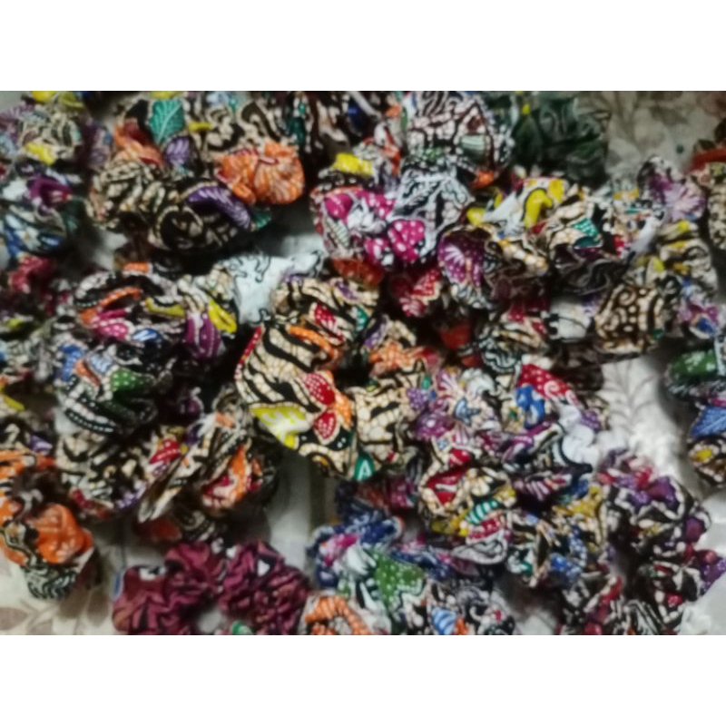 GETAH RAMBUT BATIK COMEL | Shopee Malaysia