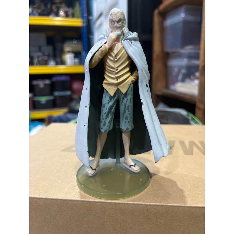 One piece Rayleigh Figure Bandai | Shopee Malaysia