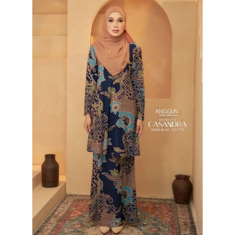 DARK/NAVY BLUE KURUNG IRONLESS CASANDRA BY ANGGUN COTTON COLLECTION ...