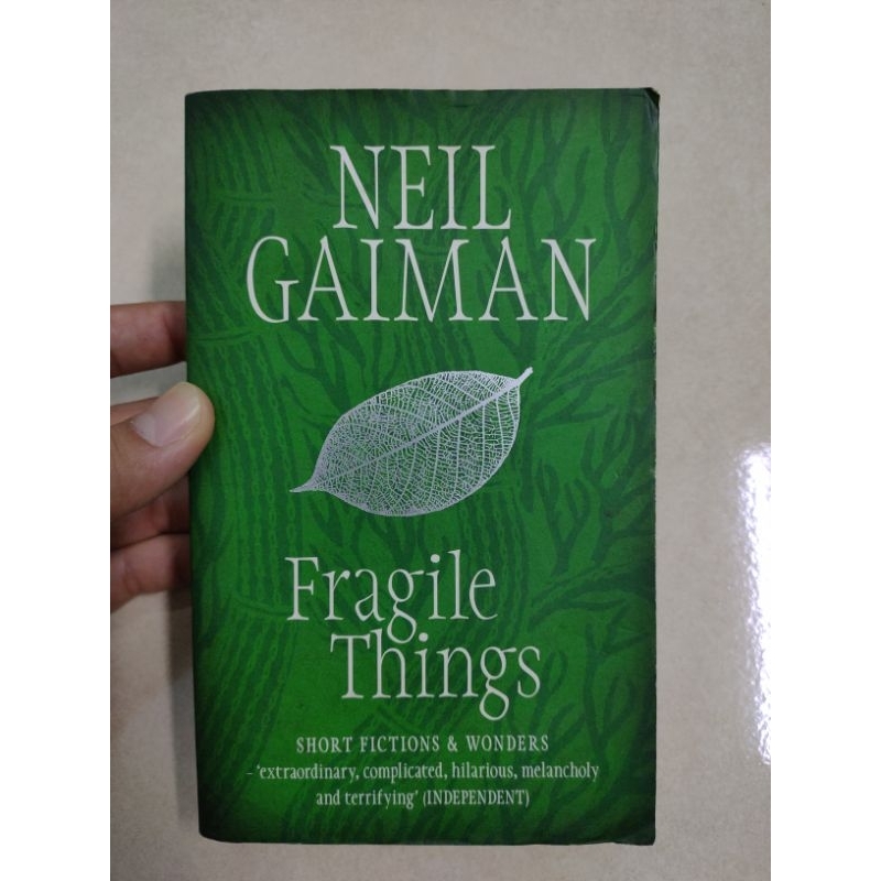 [BB] [Used] Fragile Things by Neil Gaiman (Fantasy / Short Stories / Horror / Sci-Fi) | Shopee ...