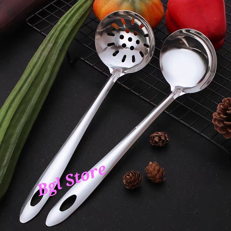 Stainless Steel Kitchen Steamboat Utensils Soup Ladle / Hole Ladle ...