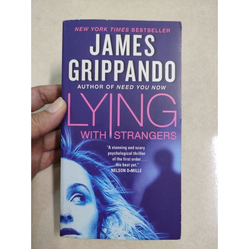 [BB] [Used] Lying With Strangers by James Grippando (Thriller > Crime ...
