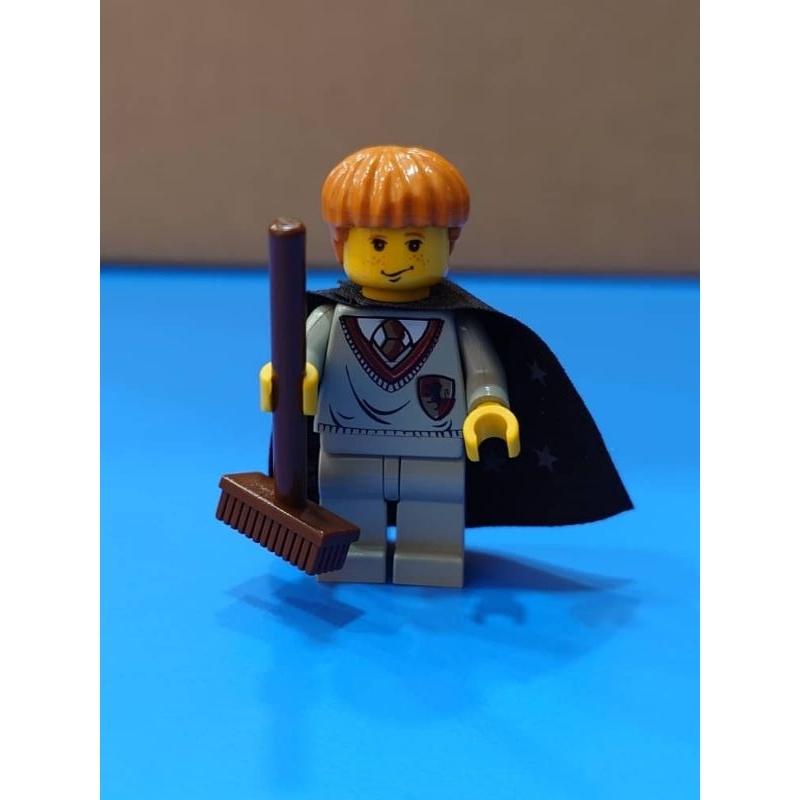Lego Ron Weasley Minifigure with Broom | Shopee Malaysia
