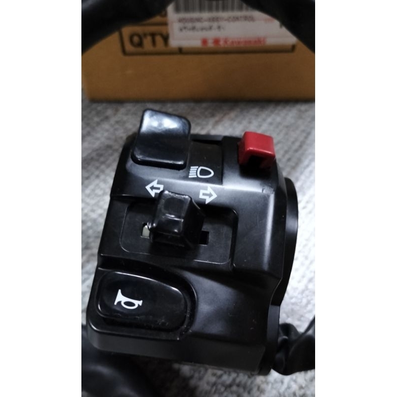 Kawasaki Z800 (LH ) Switch Assy Control - 46091-0381/46091-0248 ...