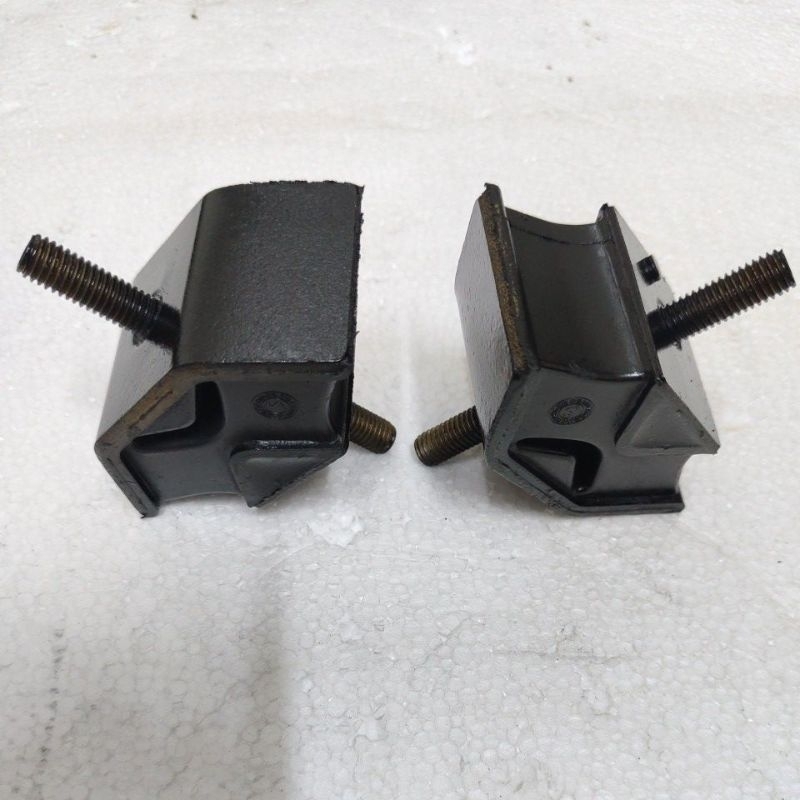 20R-01-29111 (1PC) ENGINE MOUNTING FOR KOMATSU PC30 PC40 PC50 | Shopee Malaysia