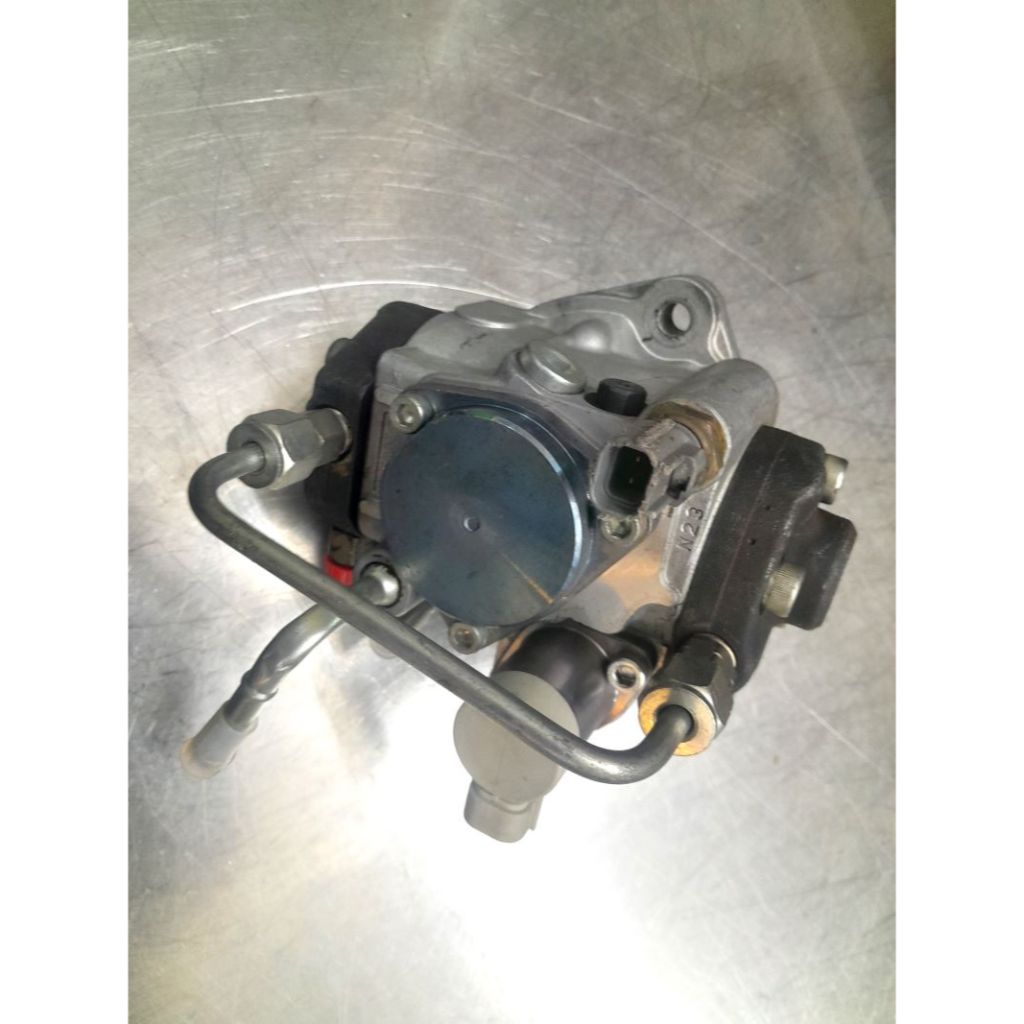 Reman Denso Common Rail Fuel Pump for Mitsubishi Triton 2.4L 4N15 ...