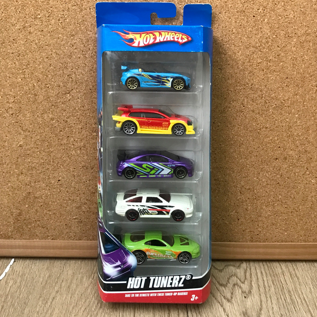 Hot Wheels 2010 Hot Tunerz 5-Pack with Tantrum / Flight '03 / Honda ...