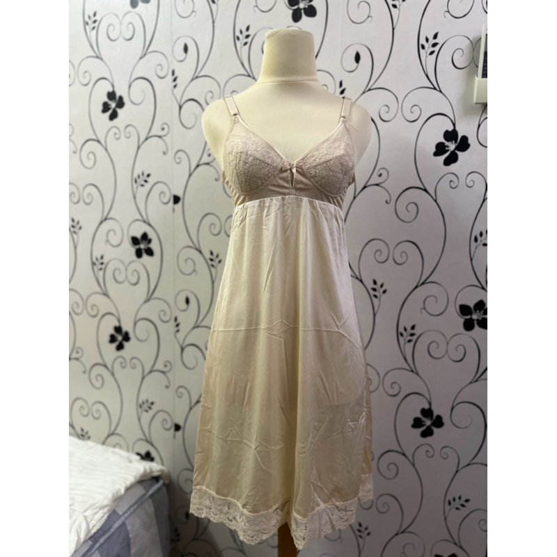 L827 gunze nightwear | Shopee Malaysia