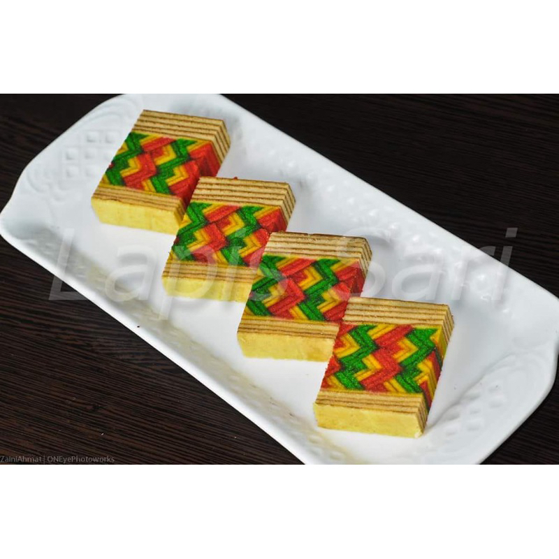 ( New ) Kek Corak Strawberry Sutera by Lapis Sari | Shopee Malaysia