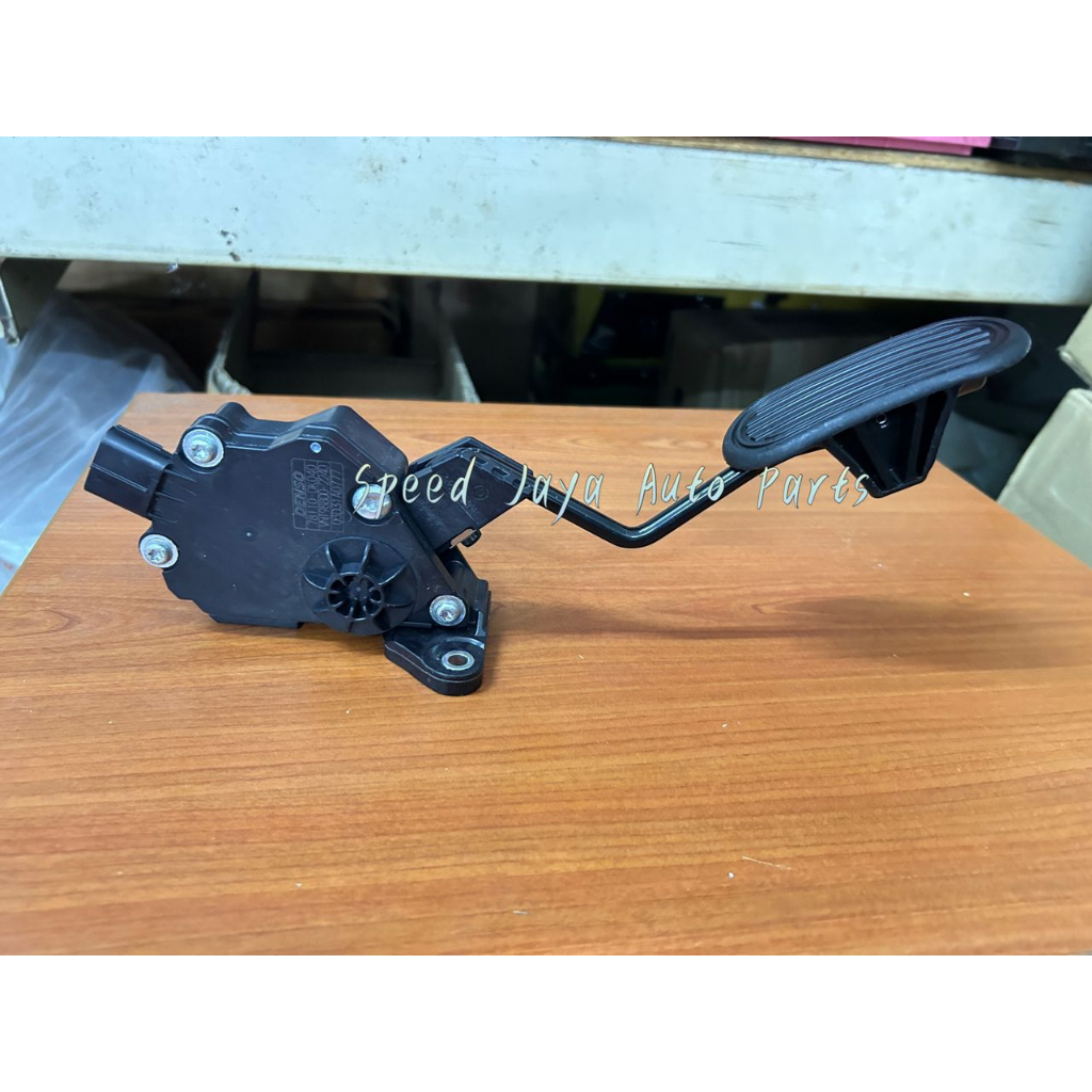 ORIGINAL TOYOTA REVO GUN125/GUN126 ACCELERATOR PEDAL 78110-0K040 ...