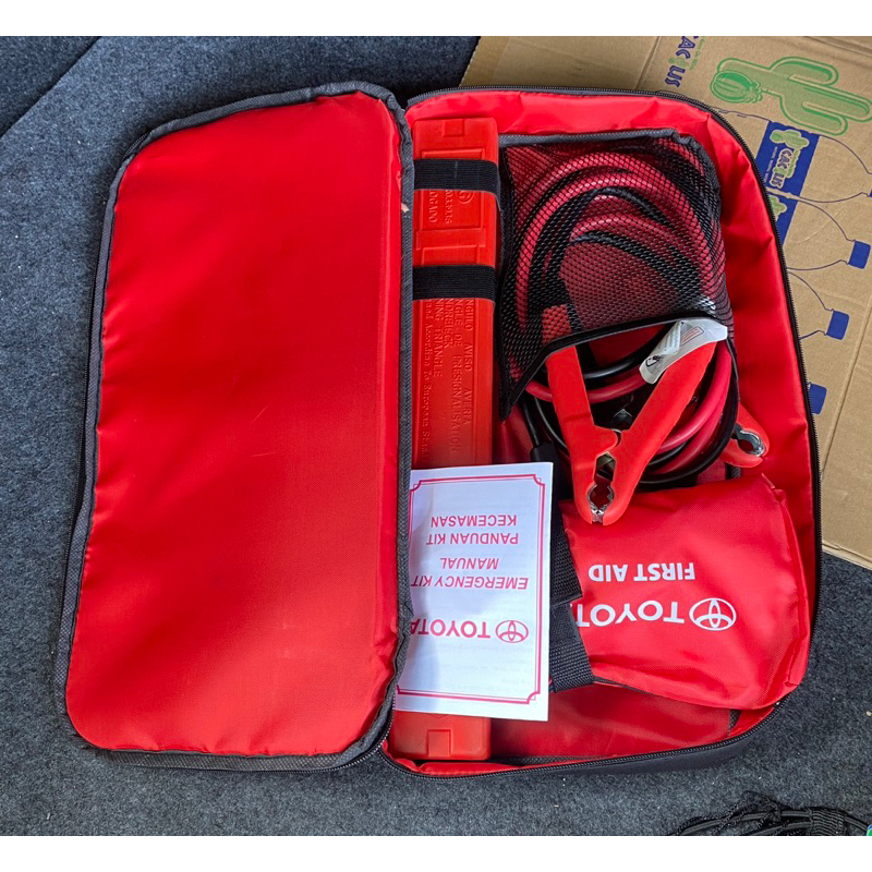 Toyota emergency kit bag ( USED ) old version from Toyota car | Shopee ...