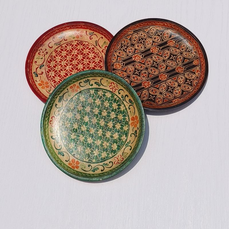 Handpaint Wooden Batik Round Plate | Shopee Malaysia