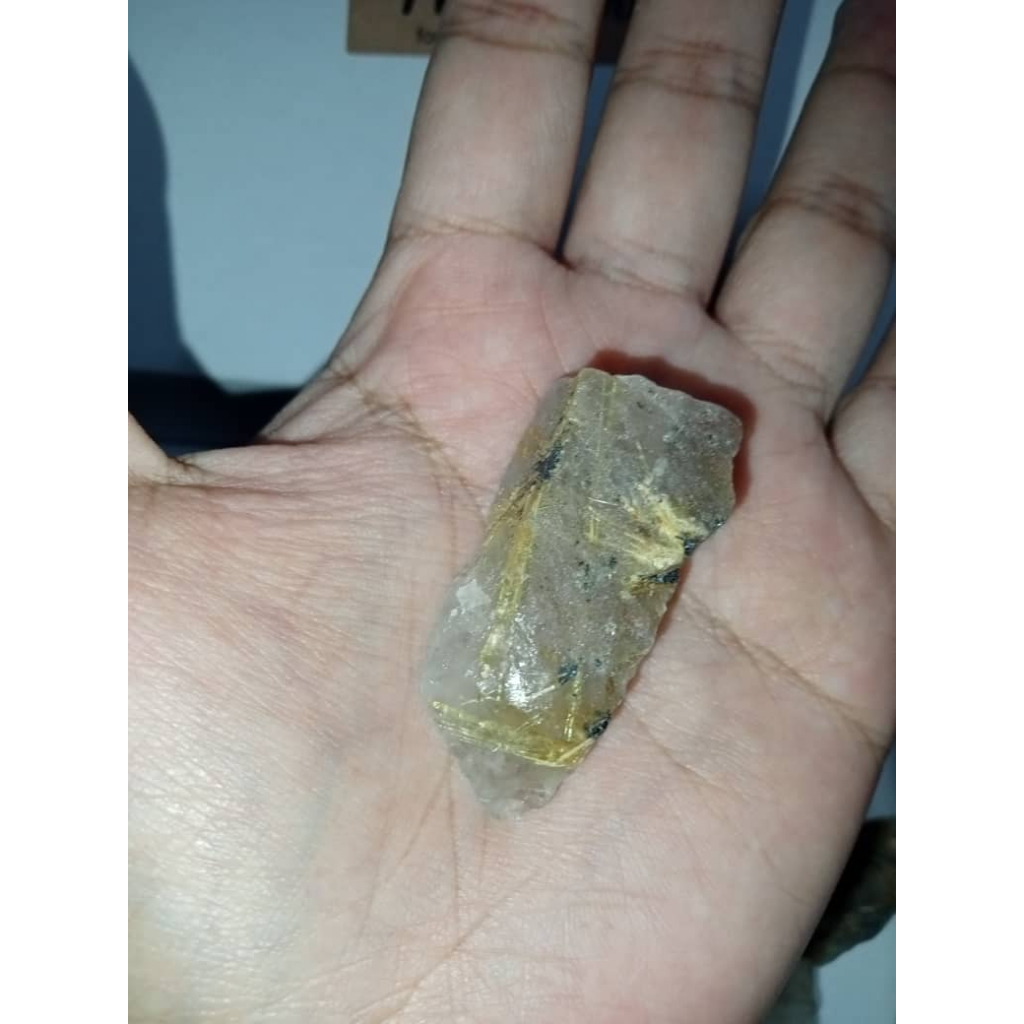 Golden rutile and black rutile raw stone, batu asli jarum emas dan ...