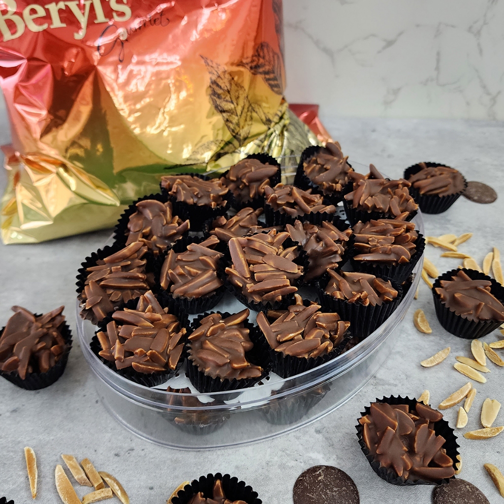 Almond Clusters Cookies By Dreamy Makmur - Kuih Raya | Shopee Malaysia