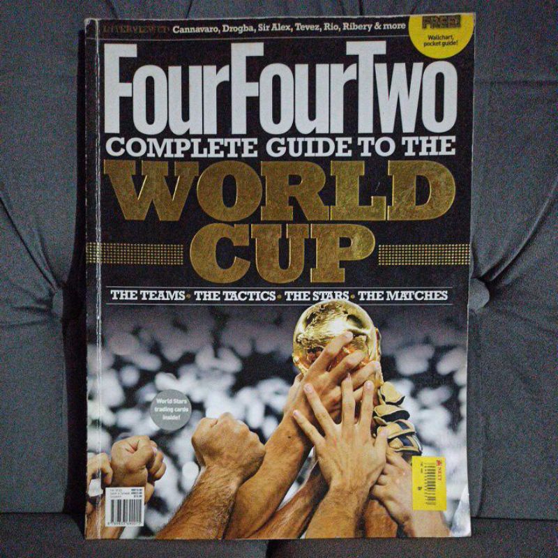 Majalah Bola Sepak Piala Dunia 2002 World Cup Magazine | Shopee Malaysia