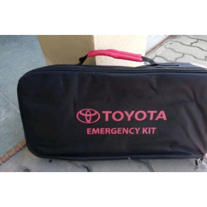 TOYOTA EMERGENCY KIT ORIGINAL | Shopee Malaysia