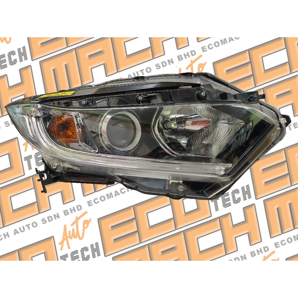 HONDA HRV 2018 ( HALOGEN ) HEADLIGHT (RH) | Shopee Malaysia