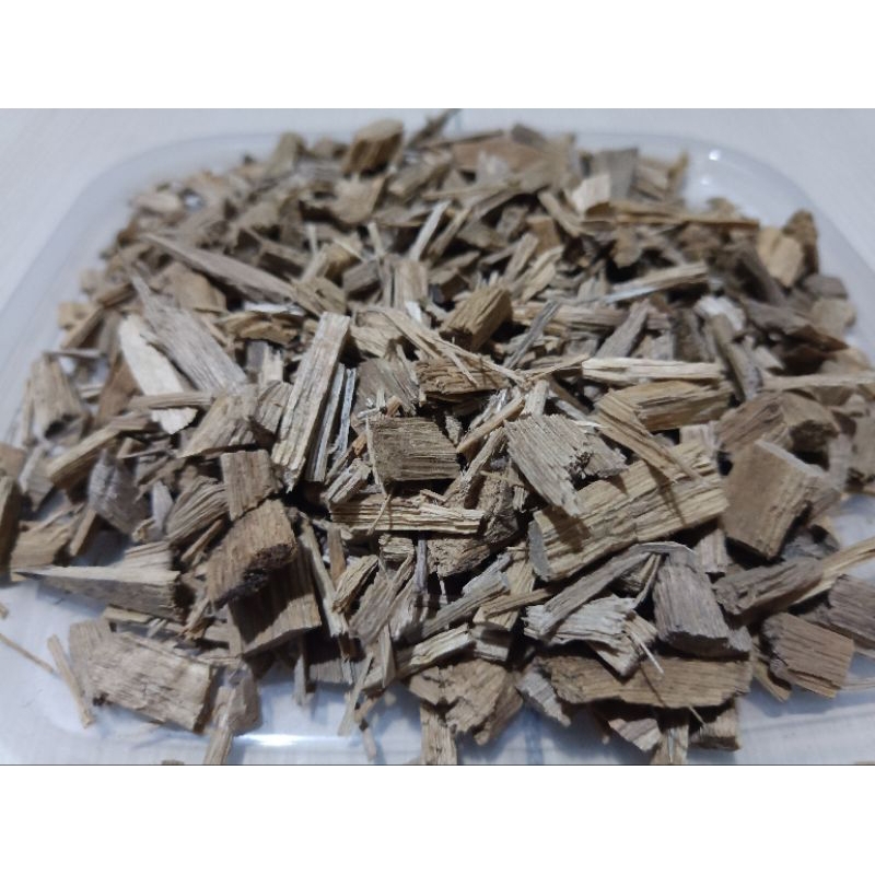 10GRAM CHIP KAYU GAHARU MALAYSIA OUD AGARWOOD (kayu putih) | Shopee ...