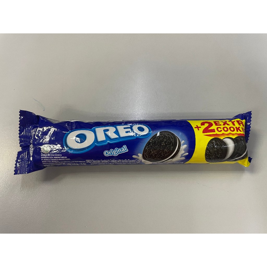 OREO ROLL BISCUIT VANILLA COOKIE CREAM 138G (EXTRA COOKIES) | Shopee ...