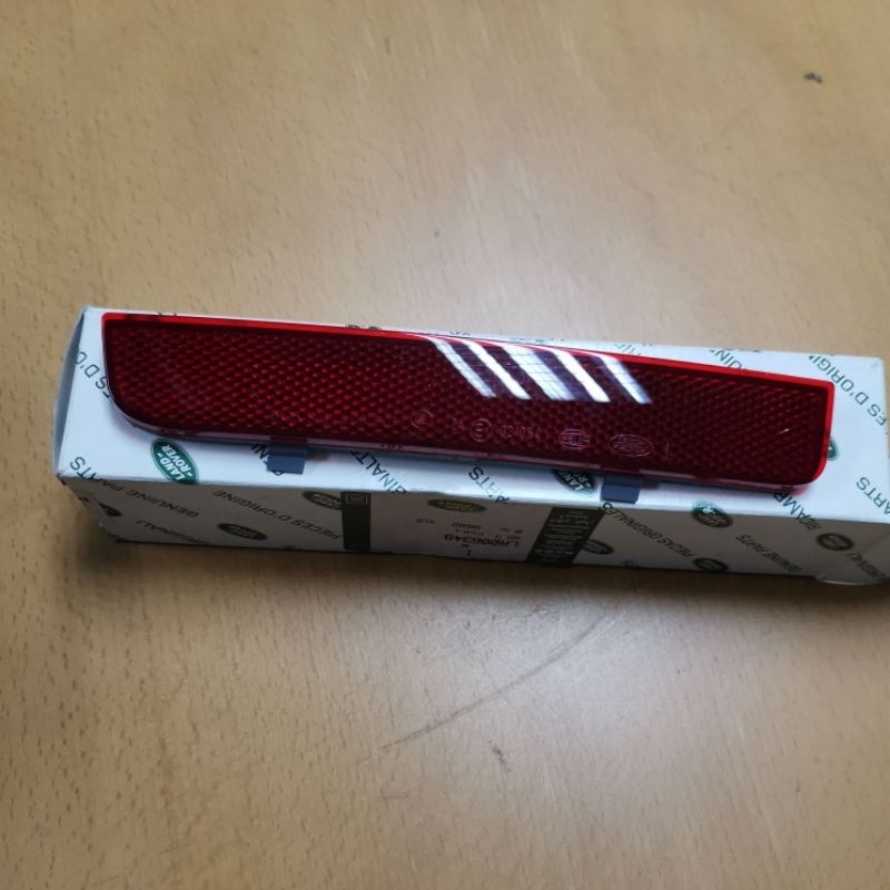 LR006349 BUMPER REFLECTOR LAND ROVER FREELANDER 2 (REAR 1PC) | Shopee ...