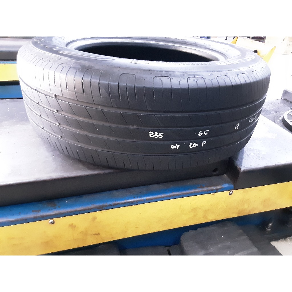 Used Tyre Secondhand Tayar GOODYEAR EFFICIENTGRIP 235/65R17 70% Bunga Per 1pc | Shopee Malaysia