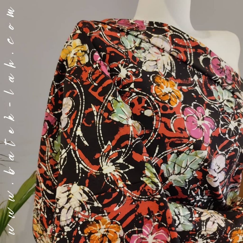 Traditional Sarong Batik Malaysia - (Hand-Stamped Batik) - 100% Genuine ...
