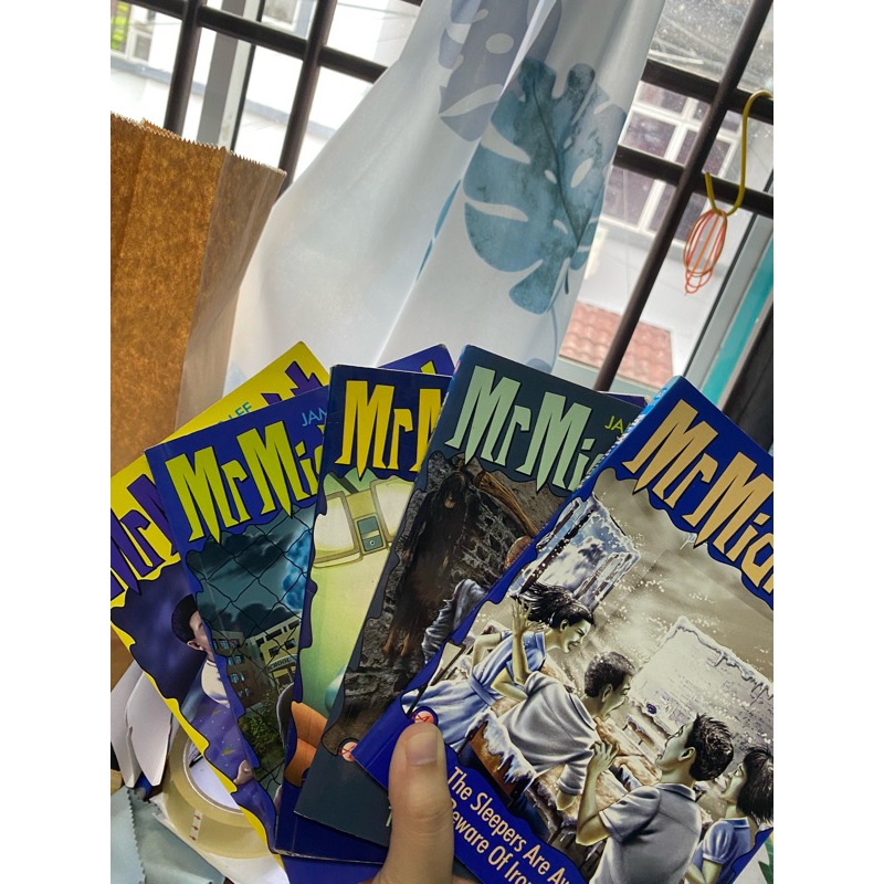 clearance sale mr midnight preloved used horror story book james lee ...