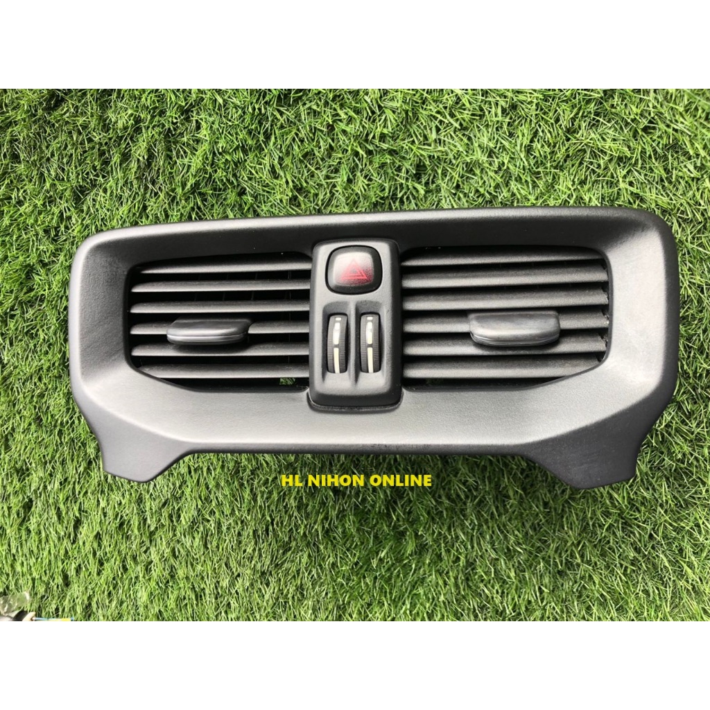 (USED)VOLVO V40 T4 2014 CENTER AIRCOND VENT | Shopee Malaysia