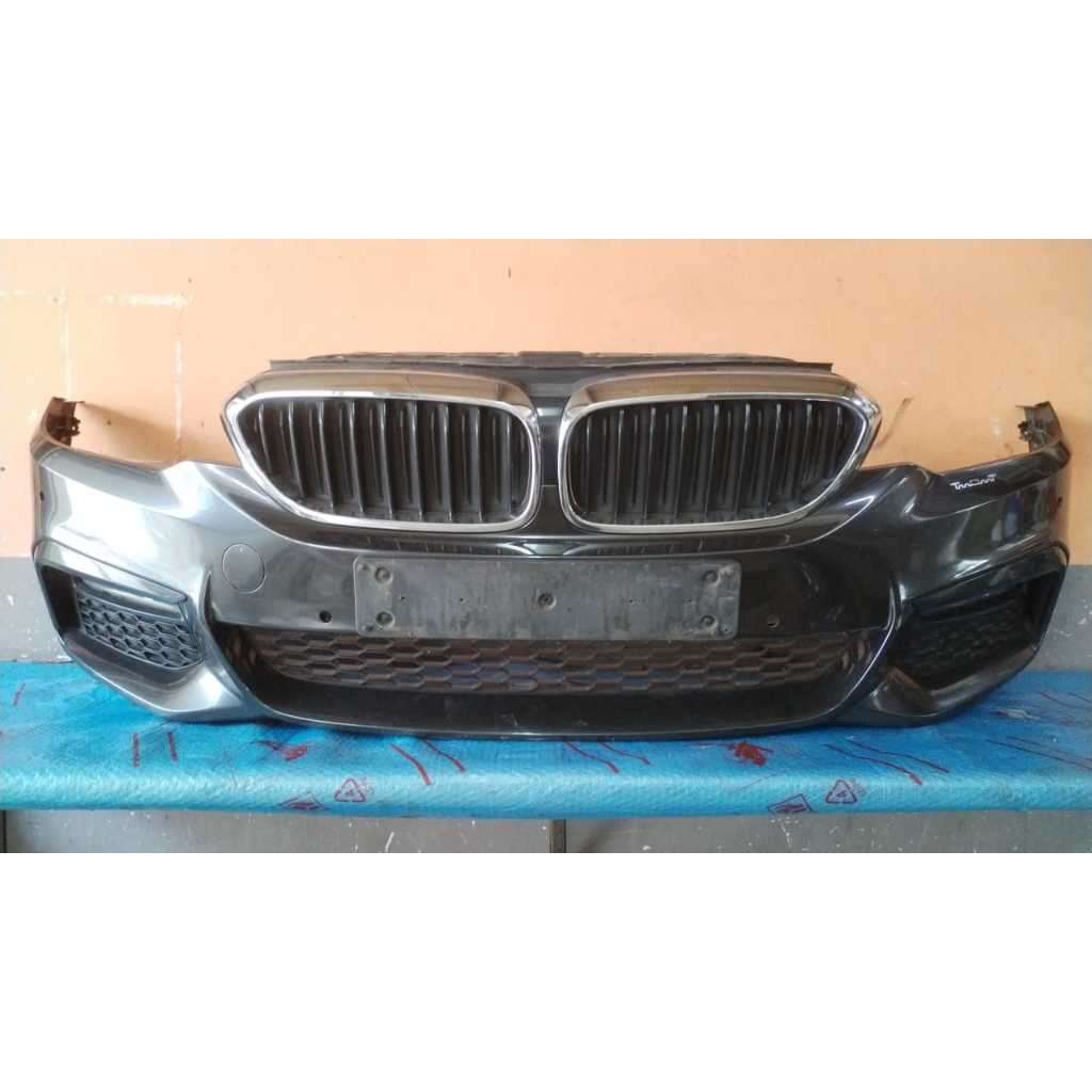 Bmw G30 used original front bumper with day light & chrome front grill ...