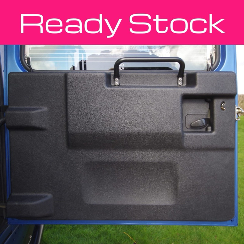 Land rover defender puma 110 rear door card | Shopee Malaysia