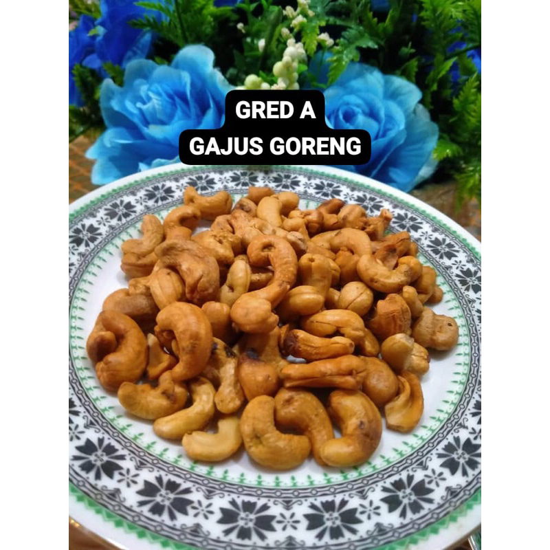 Gajus Goreng Gred A rangup untuk letak dalam bekas kuih Raya ...