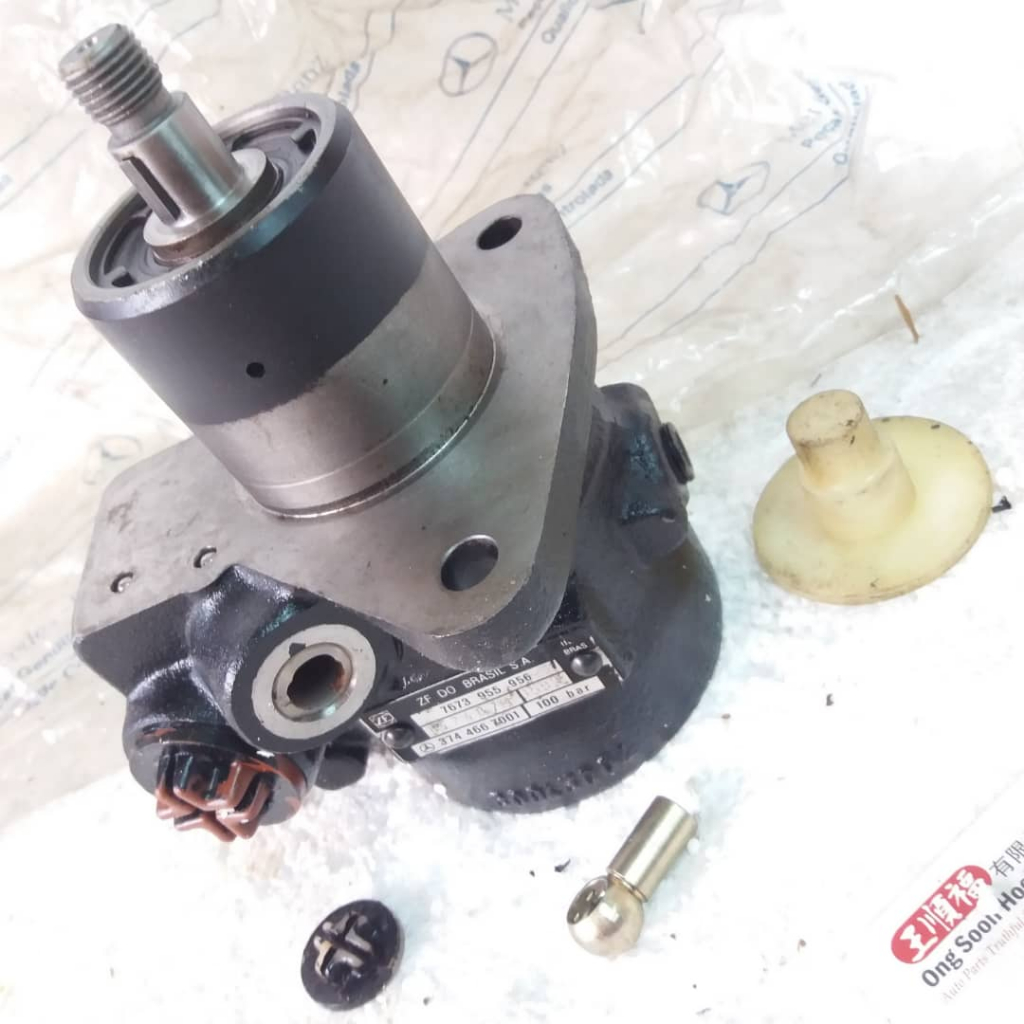Original Mercedes Power Steering Hydraulic Pump Assembly lorry 709 911B ...