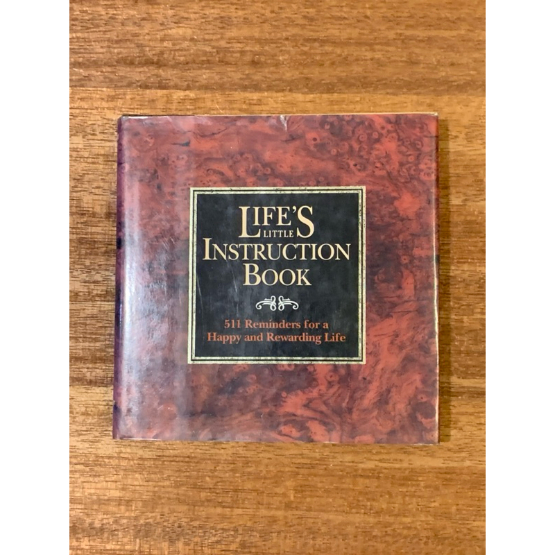LEE'S LITTLE INSTRUCTION BOOK ; 511 Reminders for a Happy and Rewarding ...