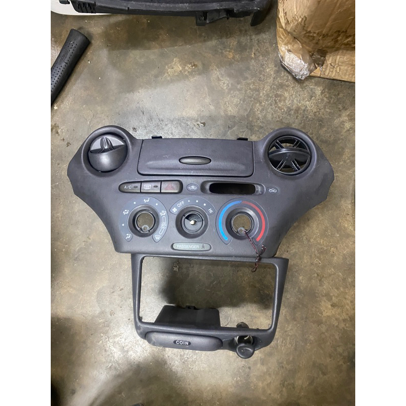 Toyota vitz rs 02 ncp13 | Shopee Malaysia