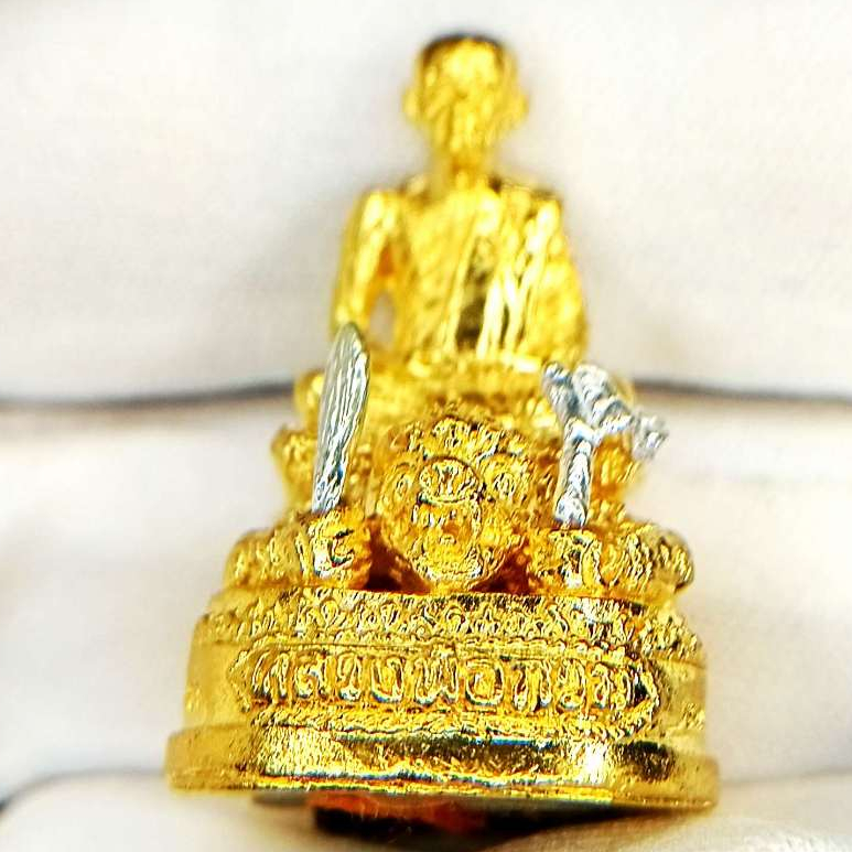 Luang Phor Kuay engraved with Hanuman Tua Kru, first edition ...