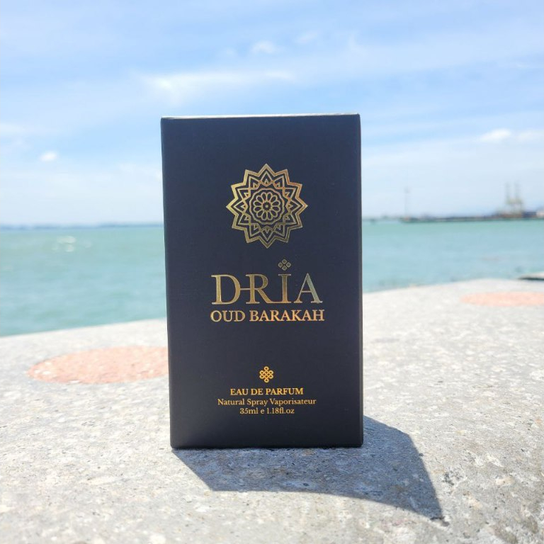DRIA oud barakah perfume edp dengan oud premiun dari size 10ml hingga 35ml boleh dibawa solat ...