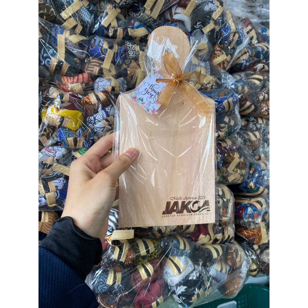 [CUSTOM NAMA READY STOCK] Doorgift Kayu Cutting Board Segiempat/Model ...