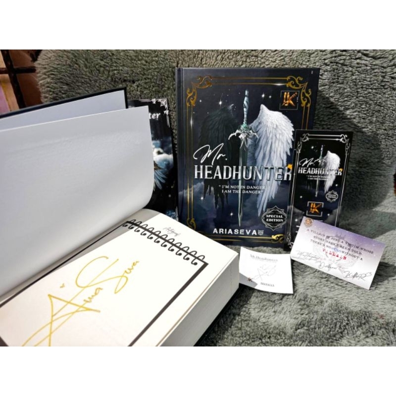 🔥MR HEADHUNTER🔥ARIASEVA🔥ADA SIGN HIDUP PENULIS PADA NOVEL🔥HARD COVER ...