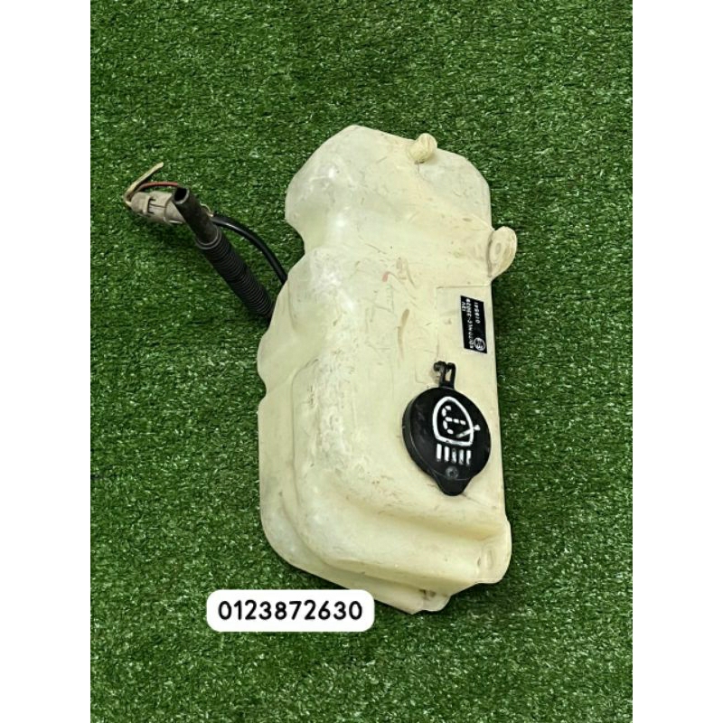 TOYOTA LAND CRUISER 70 SERIES lj78 HEADLAMP WASHER TANK | Shopee Malaysia