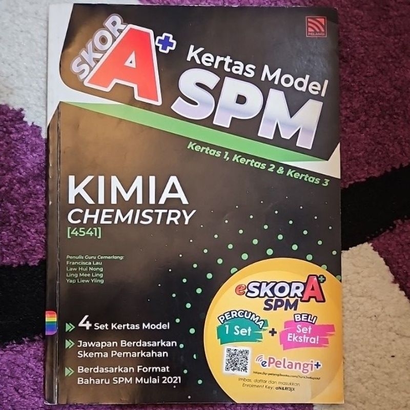 Skor A+ Kertas Model SPM Kimia/Chemistry [Dwibahasa] [SPM] [Used ...