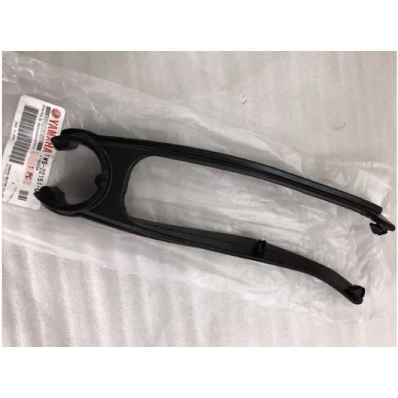 CHAIN GUARD RUBBER MT07 1WS-22151-00 GETAH ARM MT07 | Shopee Malaysia