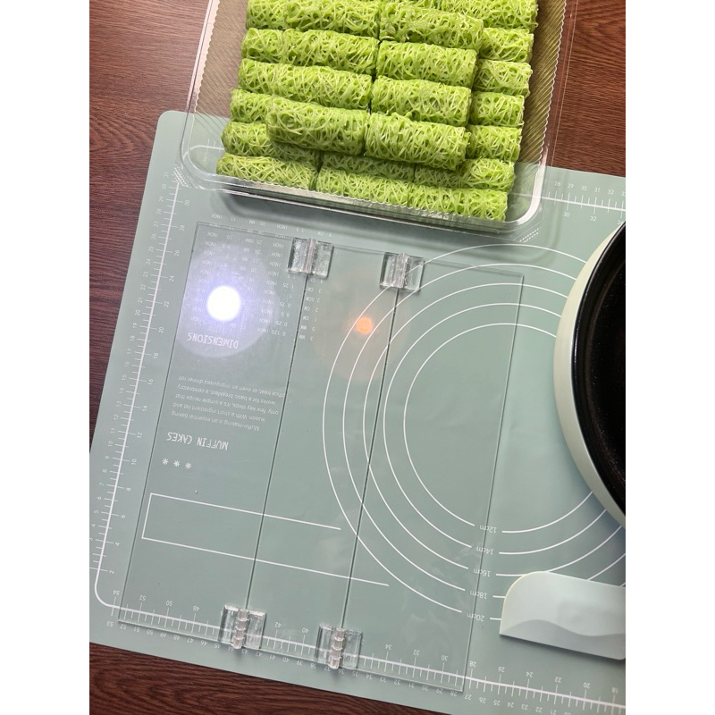 Flip & Roll Alat Lipat Roti Jala | Shopee Malaysia