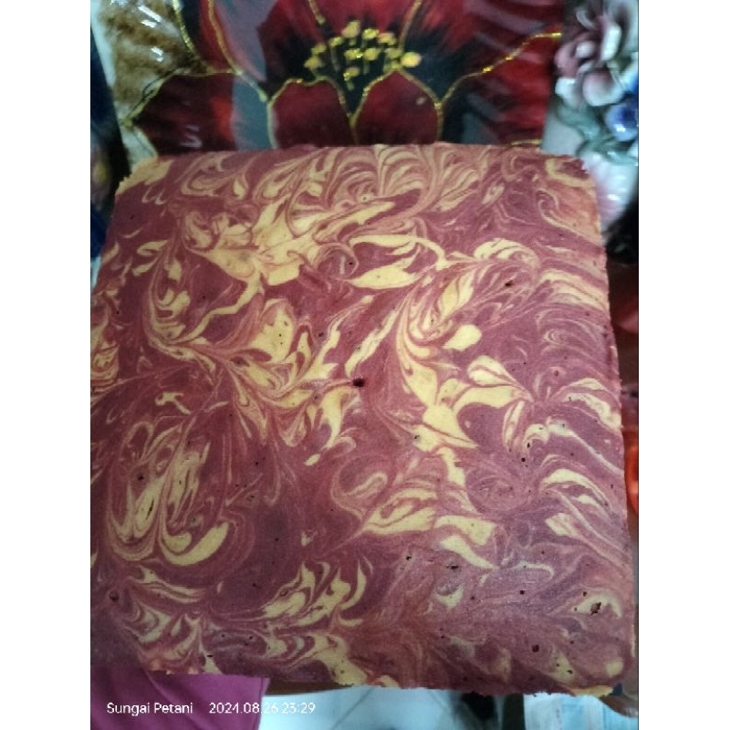 Kek Marble Classic BUTTERCUP OR 100% PURE BUTTER | Shopee Malaysia